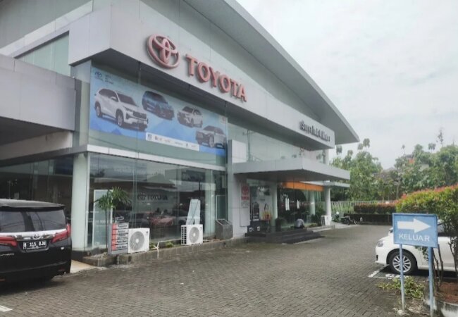 5 Dealer Toyota Jepara, Promo Harga Mobil Baru DP 8jt - HargaPromosi.id